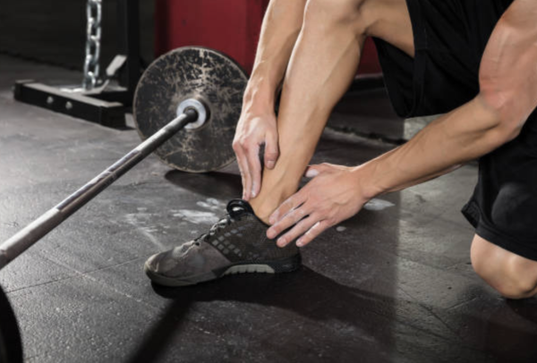 Ouch! Kaki Terseliuh Dan Bengkak: Elakkan 4 Rawatan Ini